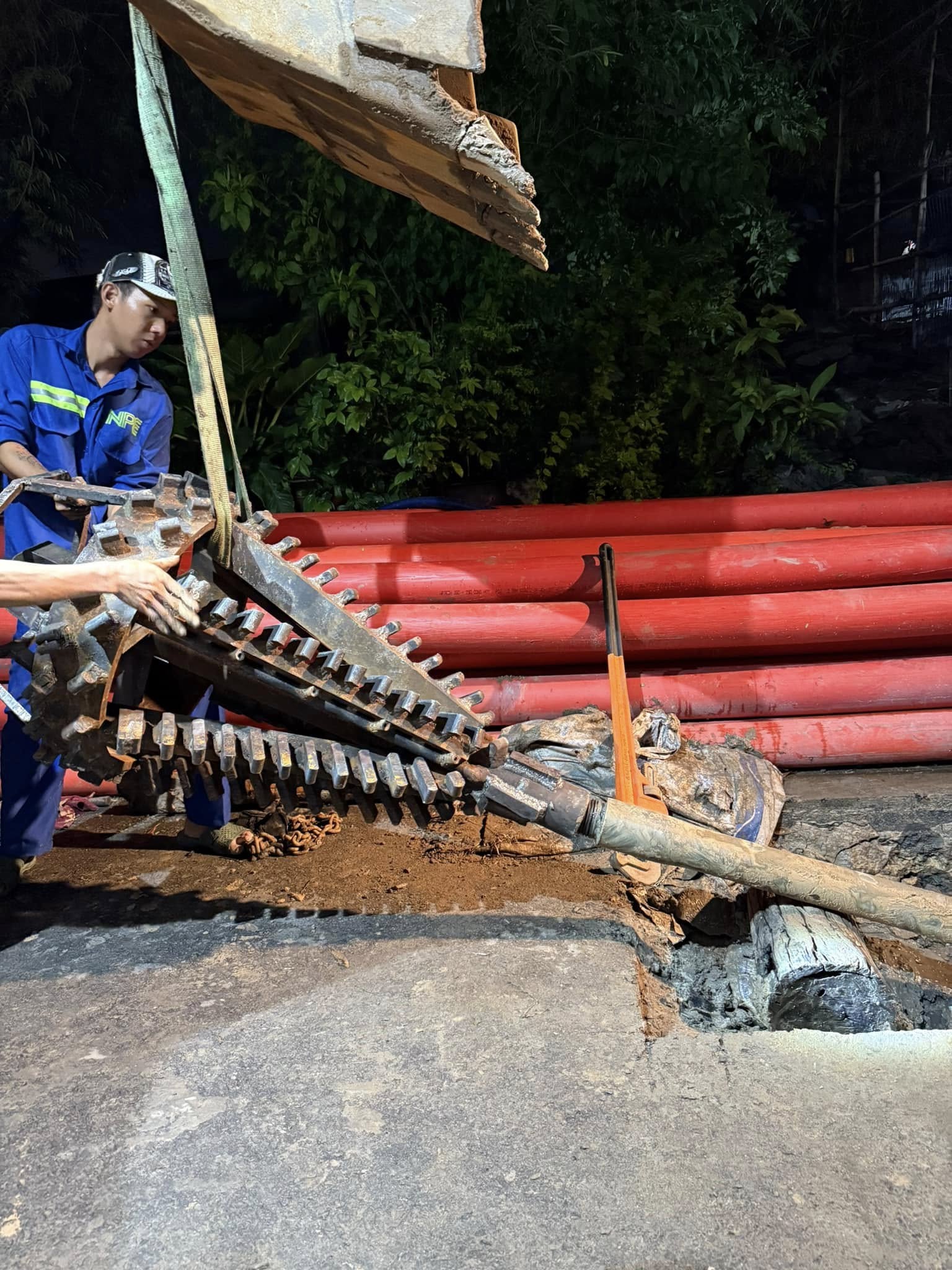 Xuất máy khoan ngang GS500LS cho công trình thi công đường ống vượt sông tại TP Hồ Chí Minh ...